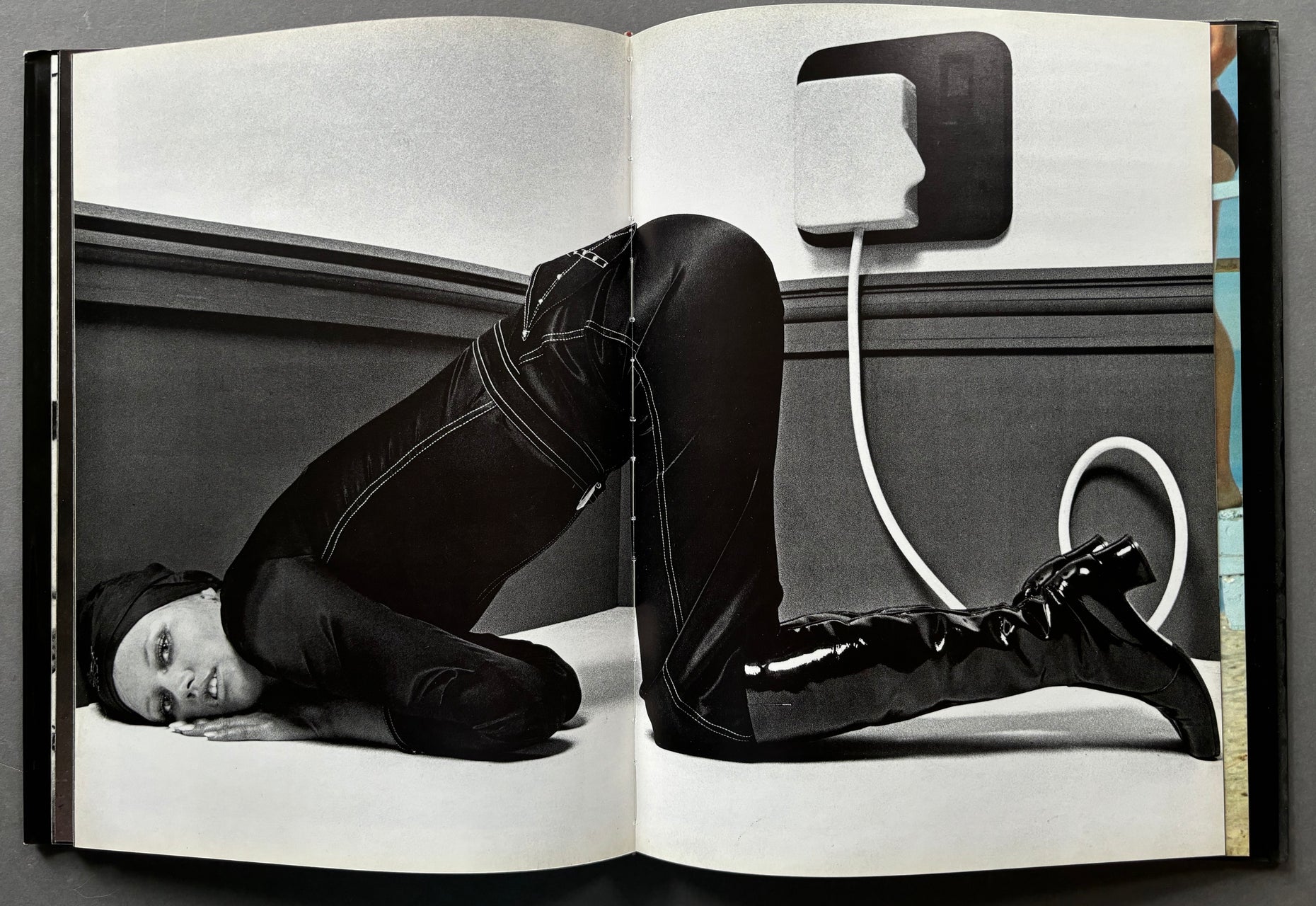 Buy World Without Men by Helmut Newton Online – Setanta Books