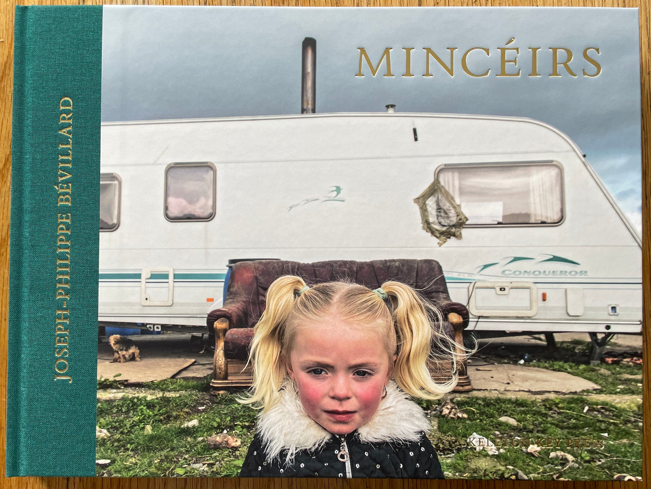 Buy Minceirs by Joseph-Philippe Bevillard photography book online ...